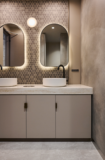 +SHIFT TAMACHI | +SHIFT