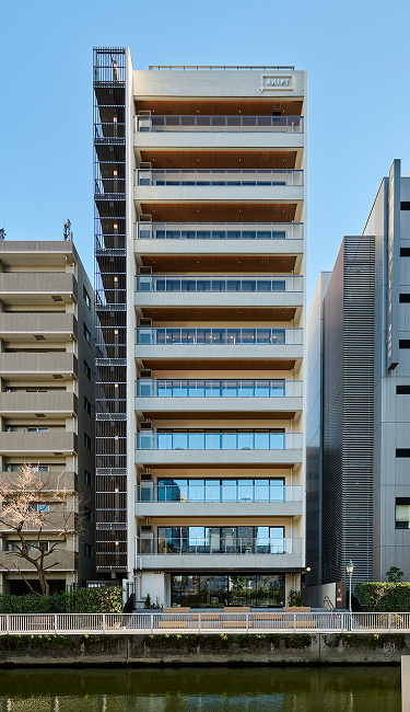 +SHIFT TAMACHI | +SHIFT